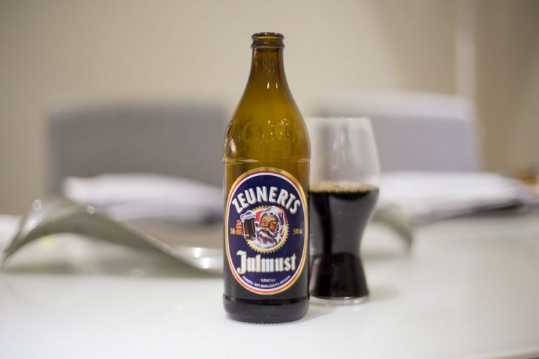 Recension: Zeunerts Julmust - Skitgott
